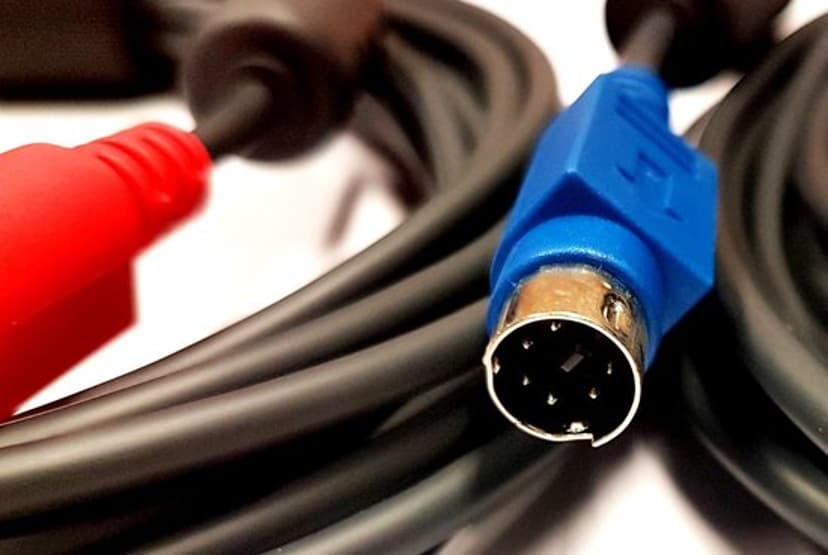 Logitech Group Mini-DIN Cable (993-001137)